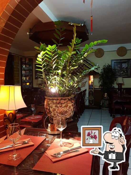 Fu Lu Shou Inn, Luxembourg City - Restaurant menu, prices and reviews