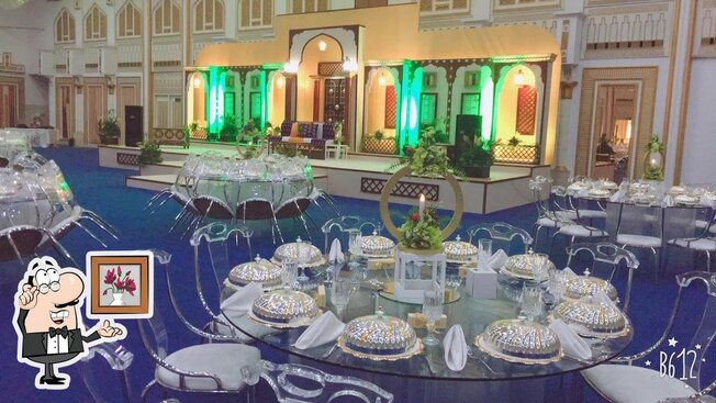 Al Boom Tourist Village - Restaurant menu, prices and reviews