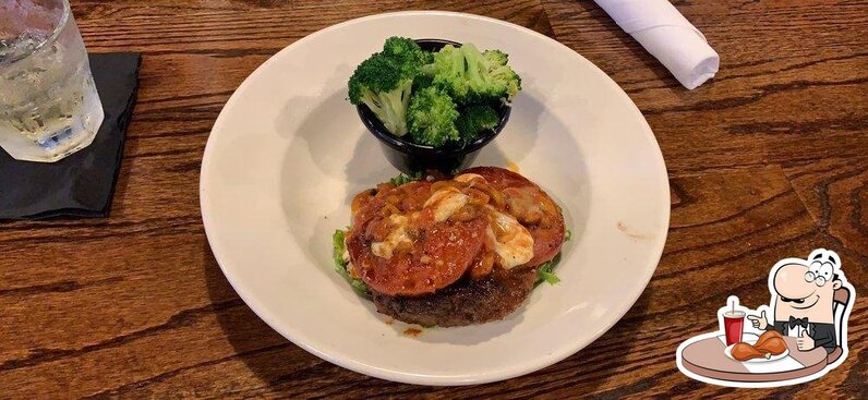 Old Iron Post, 101 N Travis St in Sherman - Restaurant reviews