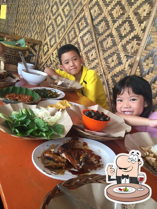 Carta del restaurante Cucurak Warung Sunda, Bogor, Jl. Raya Dramaga ...