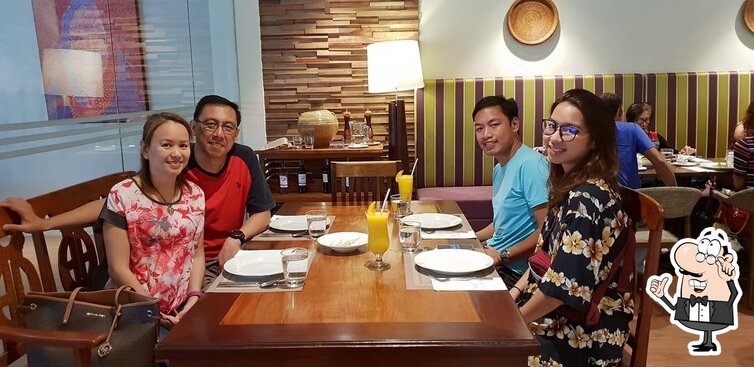 Menu at La Terrazza restaurant, Malvar, Lima Park Hotel
