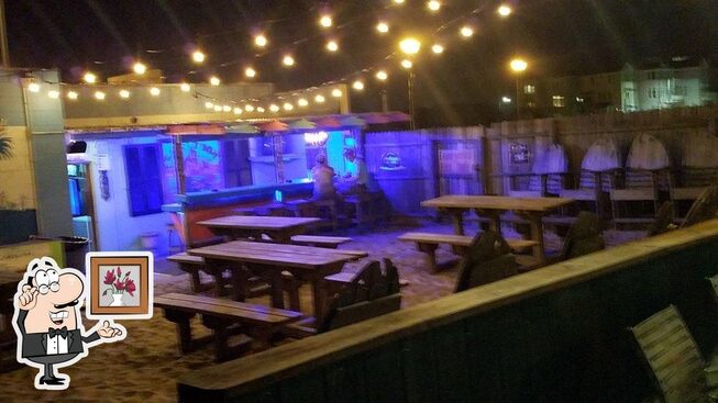 Tackle Box Tavern in Atlantic Beach - Restaurant reviews