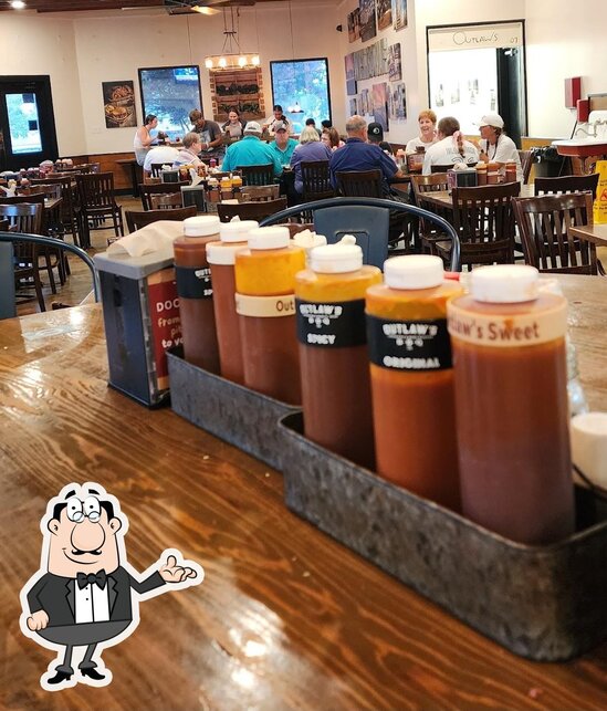Outlaw's BBQ--Pineville, Pineville - Restaurant menu, prices and reviews