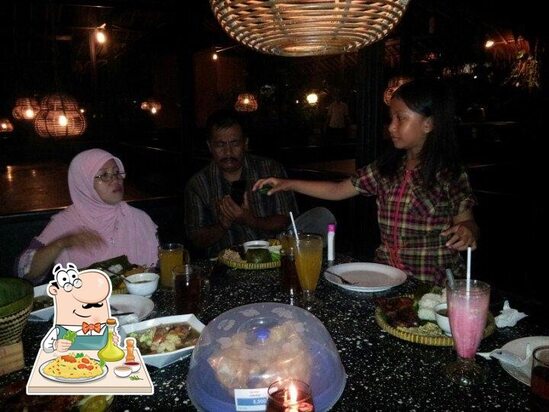 Restaurante Sari Kuring Indah, Cilegon, Jl. Jend A Yani 35 RT 006/03 ...