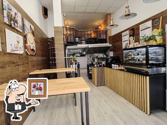 COFFEE STRETTO, Warna - Speisekarte, Preise und Bewertungen