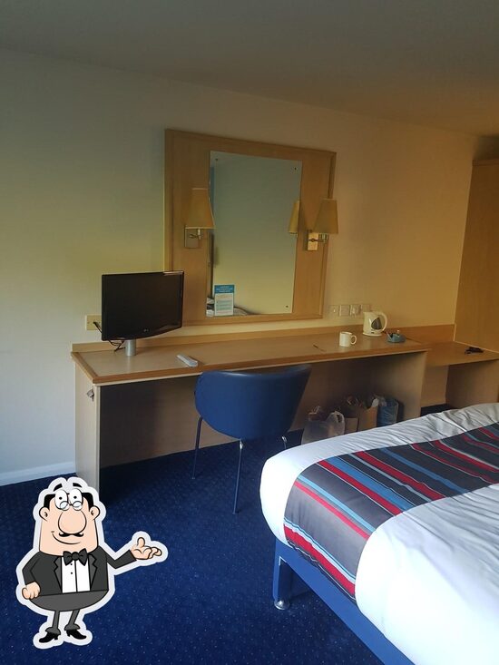 Premier Inn Scarborough (South Bay) hotel in Scarborough - Restaurant ...