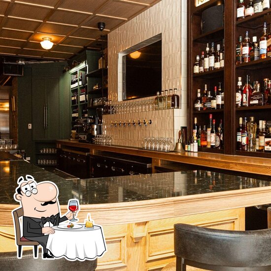 The Commoner Bar Room, Toronto - Restaurant menu, prices and reviews
