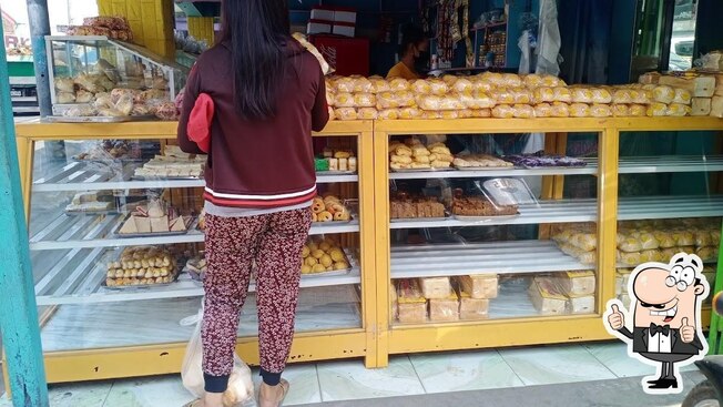 Menu at John Harold Bakery, Apalit