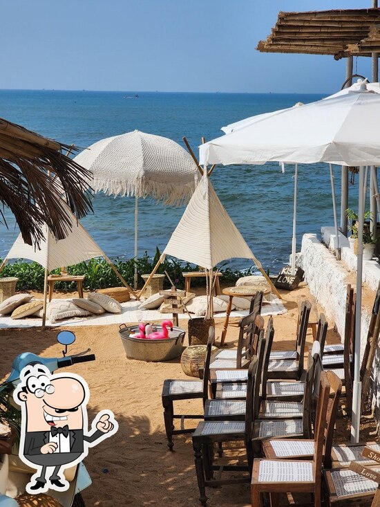 Eva Cafe, Anjuna - Restaurant menu, prices and reviews