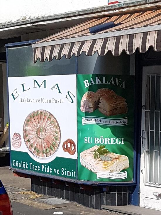 Menu at Elmas, Leverkusen