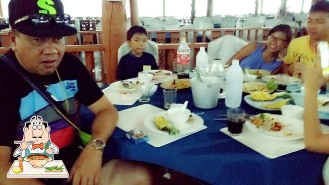 Menu at Panyee Mutearra Seafood restaurant, Pa Tong