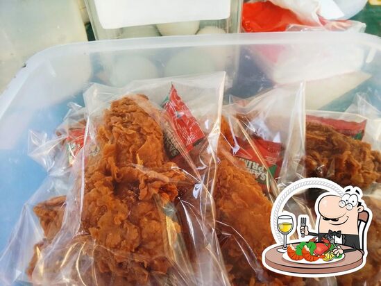 Pecel Kediri MEWAH "MEpet saWAH" restaurant, Kepung - Restaurant reviews