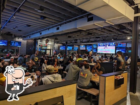 Buffalo Wild Wings, Dunwoody - Restaurant menu, prices and reviews
