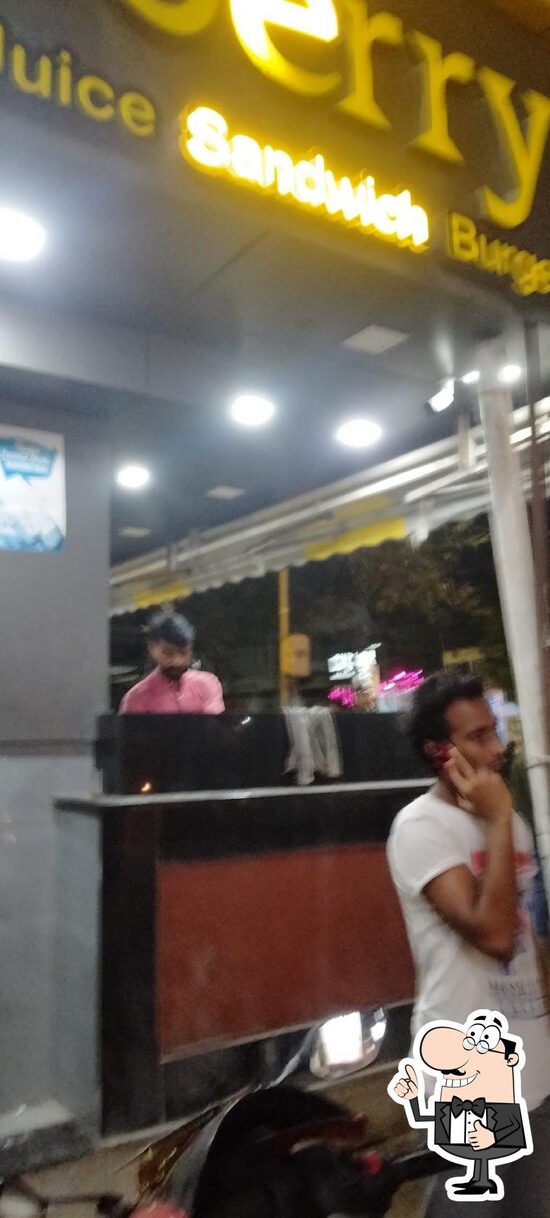 Menu at Mulberry Hot&Cool, Chennai, 25X8+844