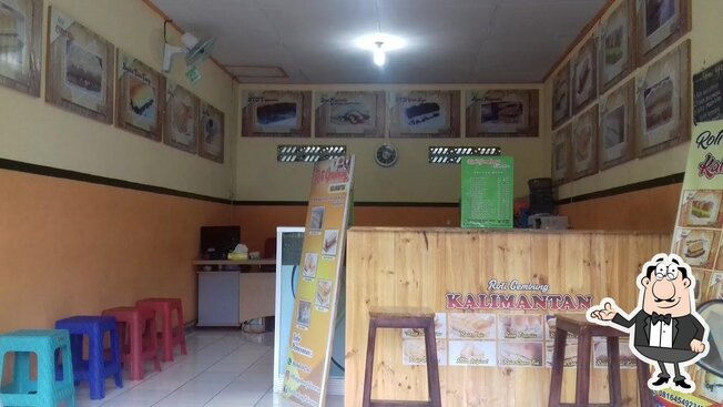 Menu at Roti Gembung Kalimantan, Bojonegoro