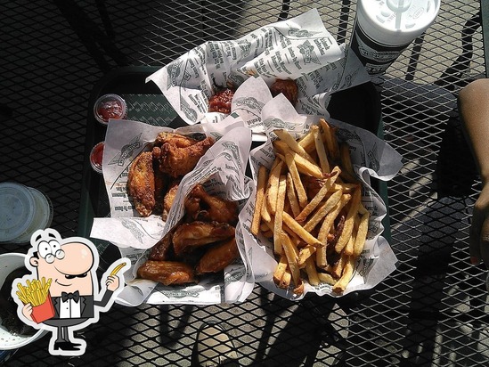 Wingstop, 160 E Ontario Ave STE 101 in Corona - Restaurant menu and reviews