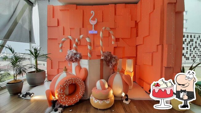 Level Six Cafe & Bar, Bandung - Restaurant reviews