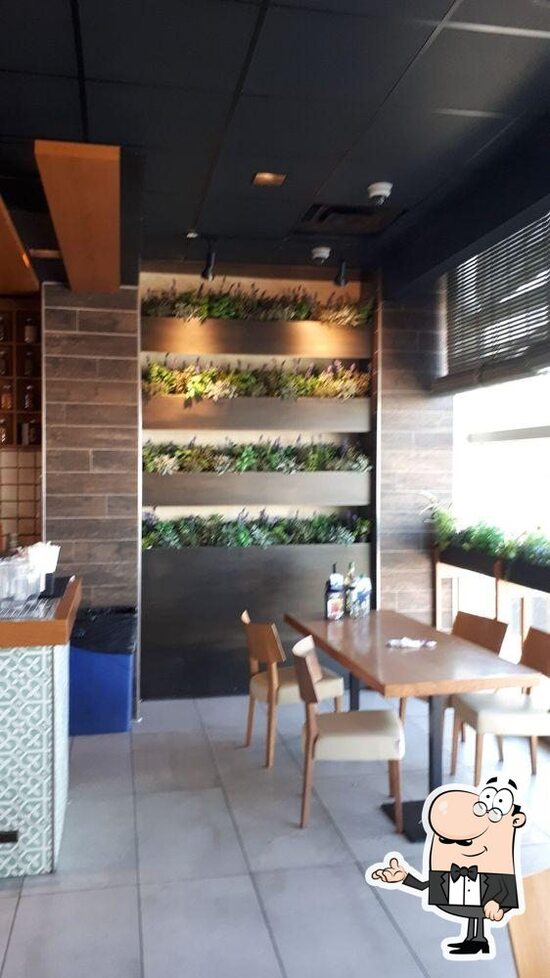 Mezza Mediterranean Grille, Detroit - Restaurant menu, prices and reviews