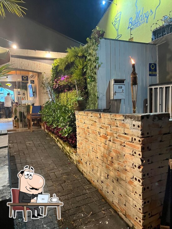 Zuri Gastrobar, Curitiba - Menu do restaurante, preços e opiniões