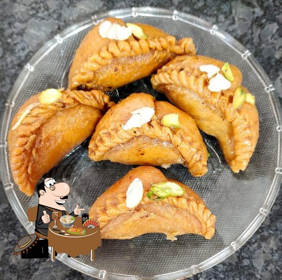 Jain Sweets And Savories (Kanpurwale) Best North Indian chats and ...