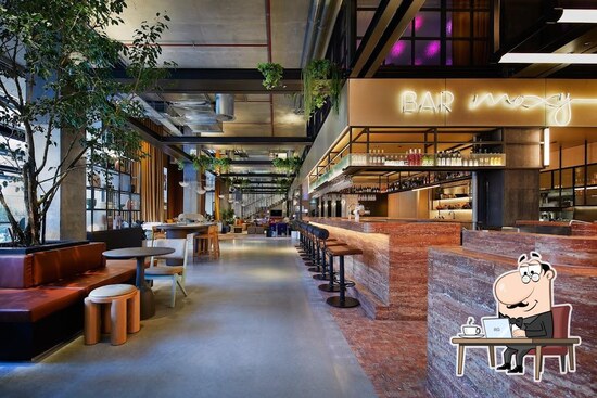 MOXY Kitchen & Bar Moxy, Mascot - Restaurant menu, prices and reviews