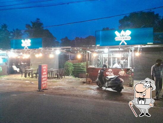 FOODIES HUB, Manarcadu - Restaurant menu, prices and reviews
