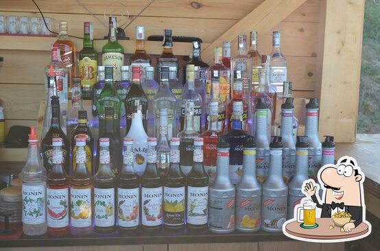Shake It Beach Bar, Primorsko - Restaurant reviews