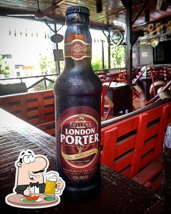 LA CERVETECA BELLA VISTA pub & bar, Santo Domingo, Av. Rómulo ...