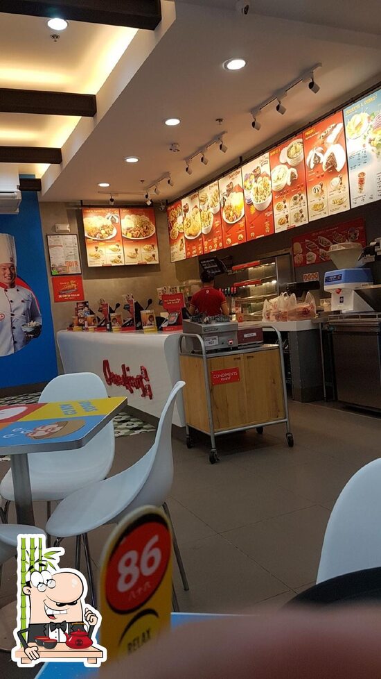 Menu at Chowking restaurant, Pulilan
