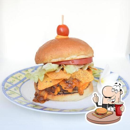 Aloha Burger restaurant, Salvador - Restaurant reviews