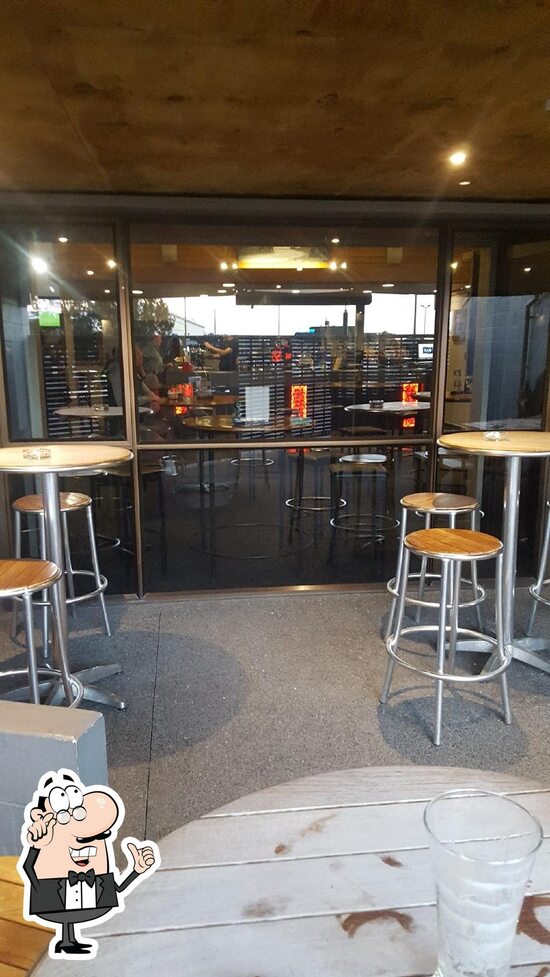 Bev Ridges On York, 1 Durham Ave in Napier - Restaurant reviews