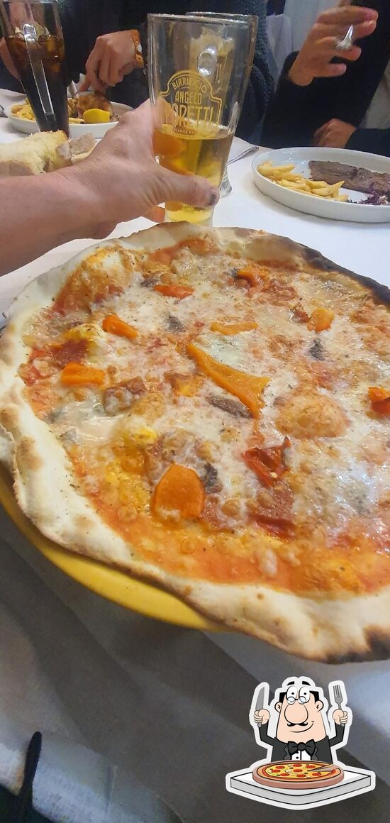 Ristorante Antico Castello, Moncalvo, Piazza Carlo Alberto ...