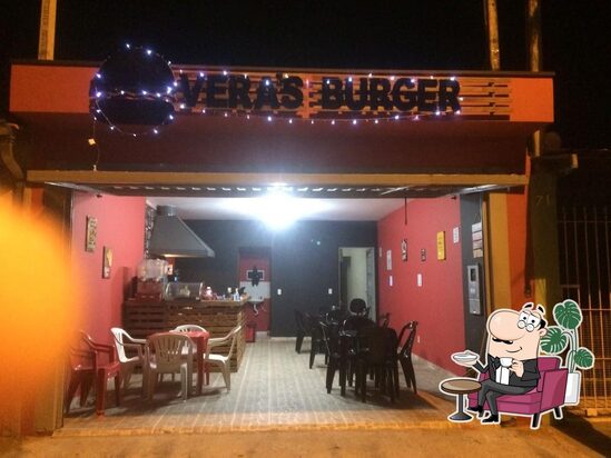 Menu at Vera's Burger pub & bar, Amparo