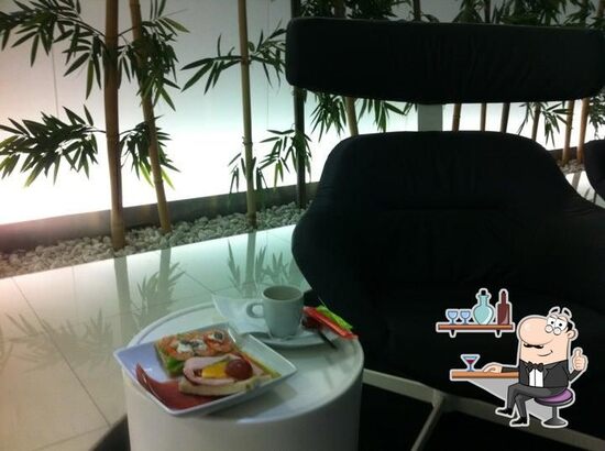 First Class Cafe, Lisbon, Aeroporto - Restaurant menu, prices and reviews