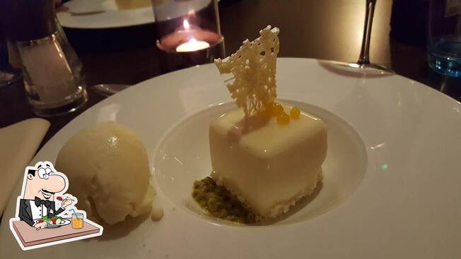 The Commodore, 15 Commodore Rd in Lowestoft - Restaurant menu and reviews