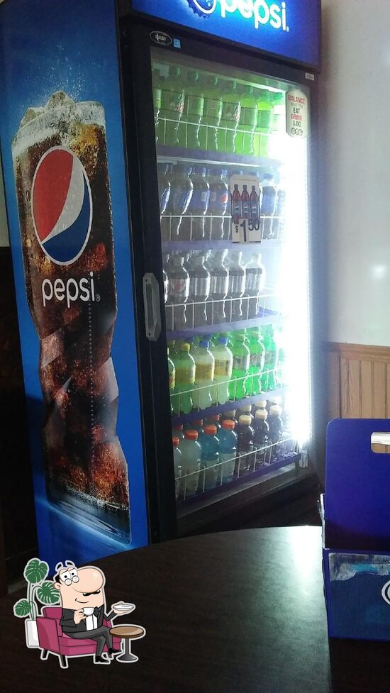 Reggie's Bar & Grill, Roseland - Restaurant menu, prices and reviews