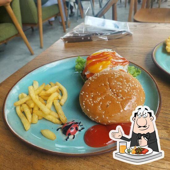 BUGS SPIDER Cafe Taman Dayu, Ketanireng - Restaurant reviews