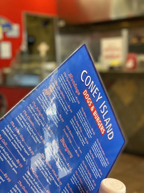 Carta del restaurante Coney Island Dogs and Burgers, Reno