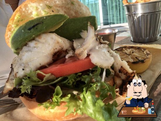 BRGR Kitchen & Bar in Treasure Island - Restaurant menu and reviews