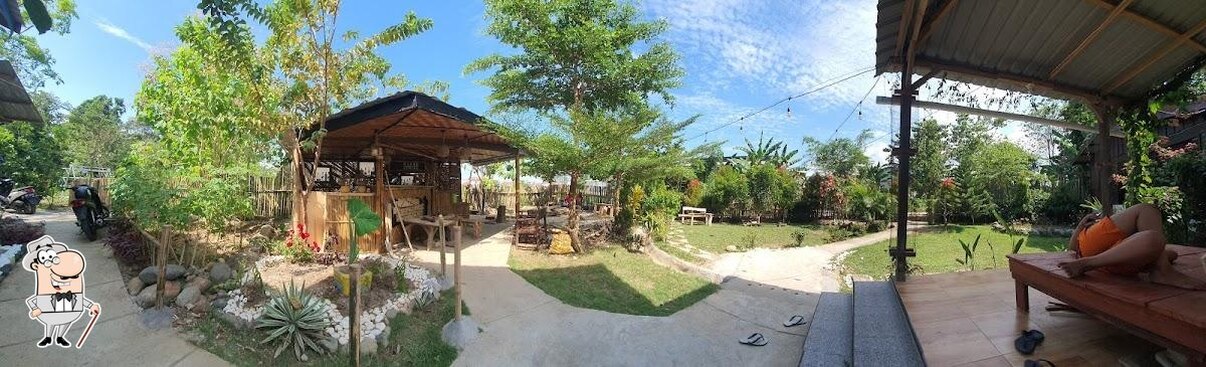 Bambu Kuning Cafe, Palopo - Restaurant reviews