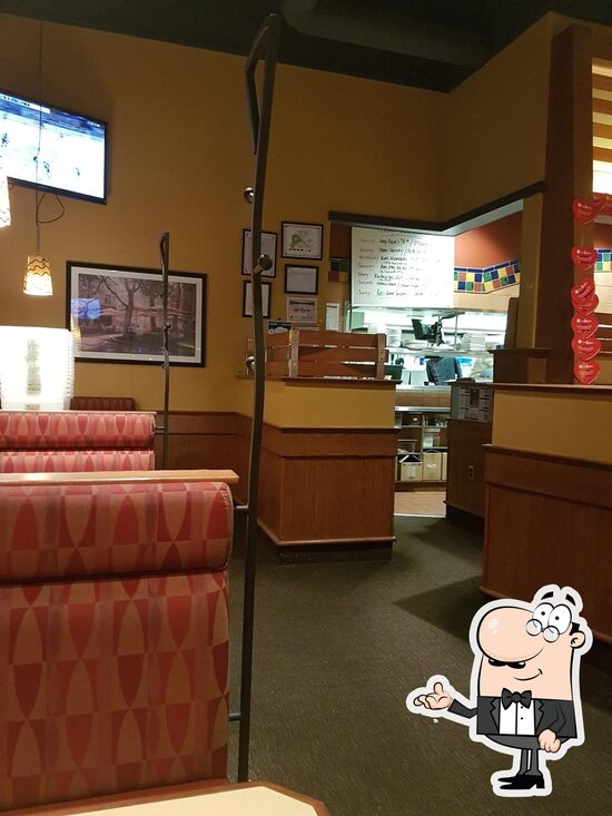 Boston Pizza, High Level - Restaurant menu, prices and reviews