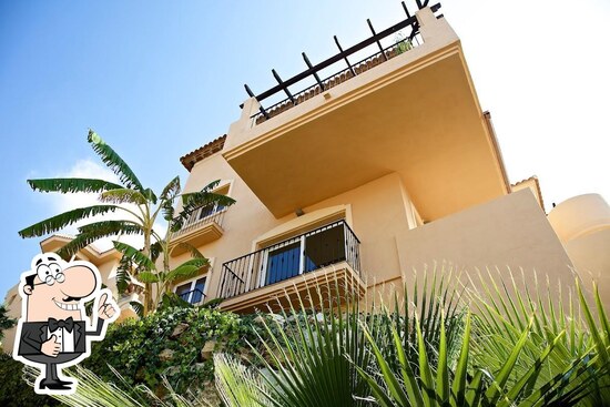 Aloha Hill Club Marbella in Marbella - Restaurant reviews