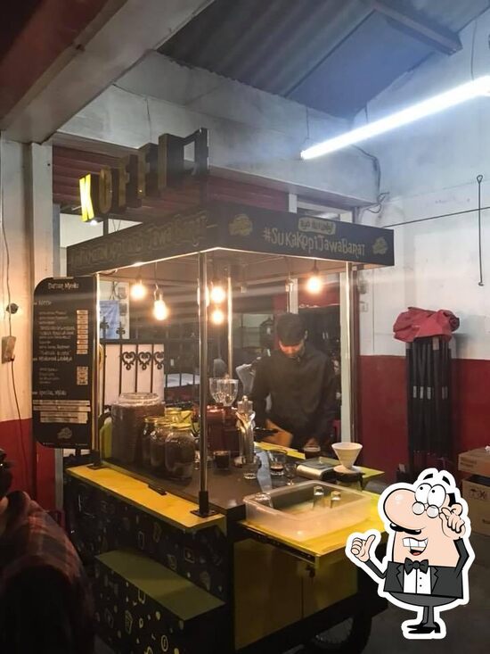 Carta del café Karavan by Kadatuan Koffie, Bandung