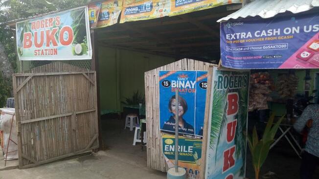 Menu at Roger's Buko restaurant, Pigcawayan
