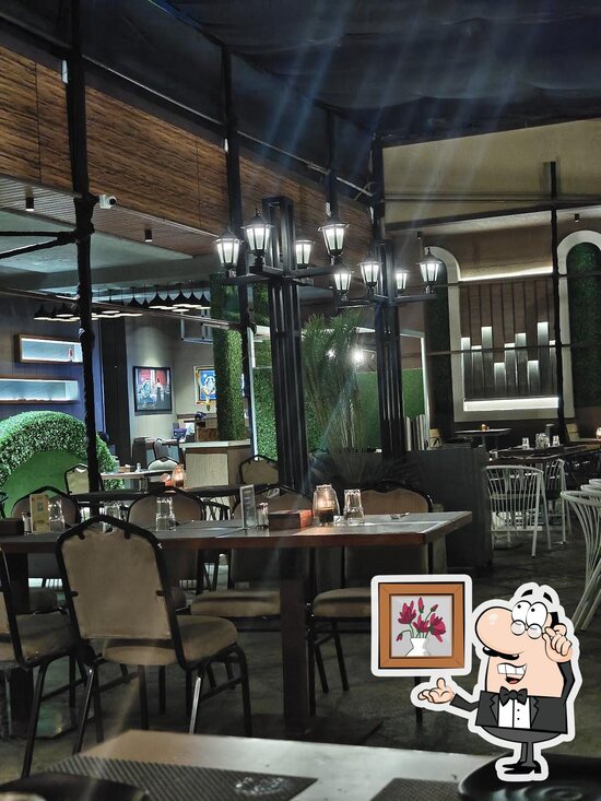 Oxygen Family Garden Resto Banquet Bar, Pimpri-Chinchwad - Restaurant ...