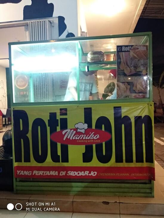Menu at Roti John Mamiko restaurant, Sidoarjo