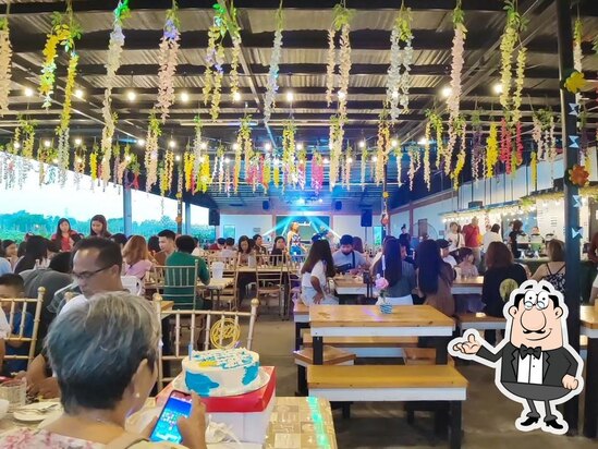 Graceland Resort, Magalang - Restaurant menu, prices and reviews