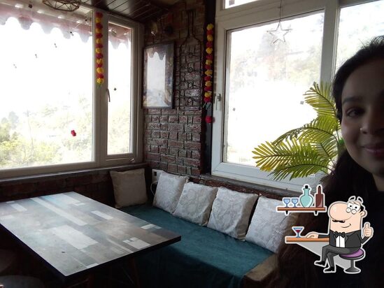 BITE 'N' TASTE- Cafe & bistro- Best Restaurant & cafe- near Kainchi ...