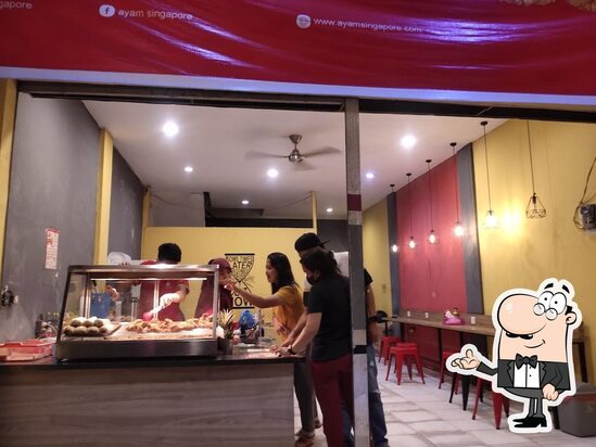 Ayam Singapore restaurant, Manado - Restaurant reviews