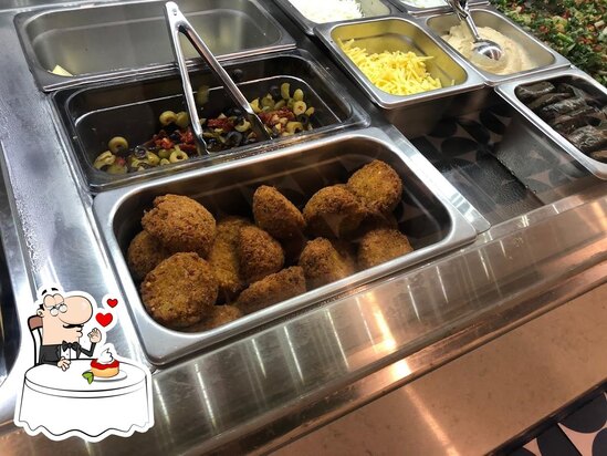 Ozi’s Yeros Greek Street Food in Springfield Central - Restaurant reviews